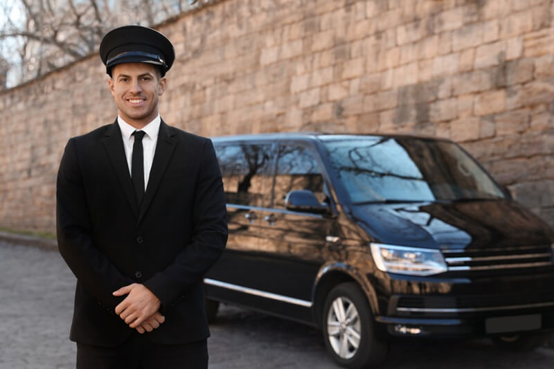 Beginner’s Guide to Chauffeur Services: What to Expect & How to Book"